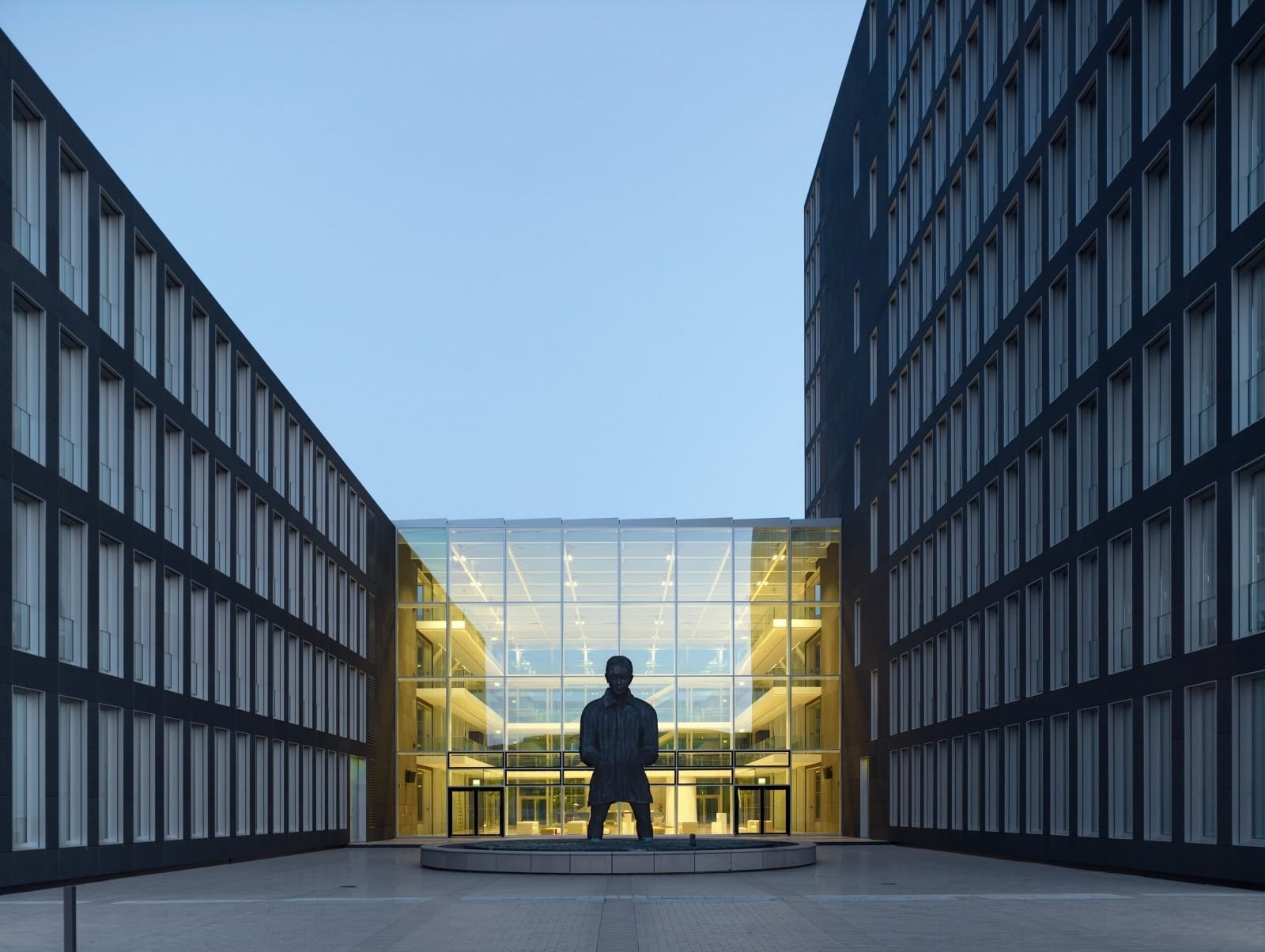 LzO Landessparkasse zu Oldenburg - | RKW Architektur